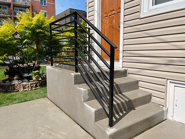 Custom Exterior Railings | Best Chicago Railings