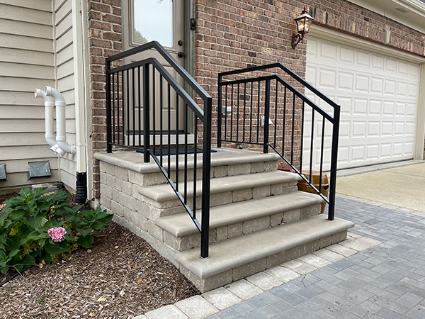 Custom Exterior Railings | Best Chicago Railings