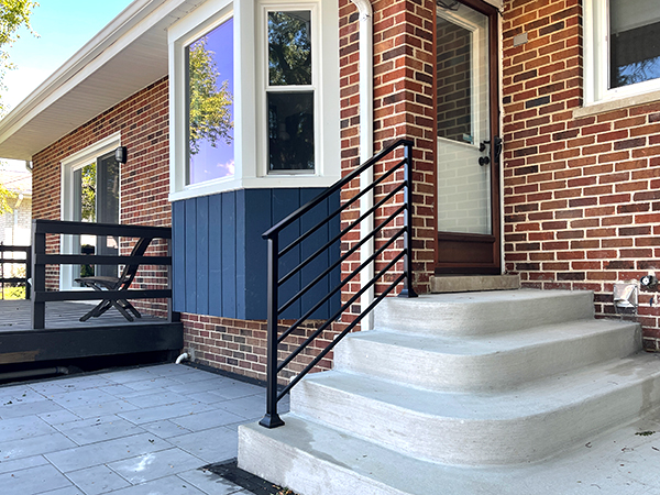Custom Exterior Railings | Best Chicago Railings