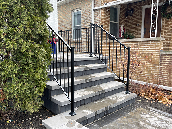 Custom Exterior Railings | Best Chicago Railings